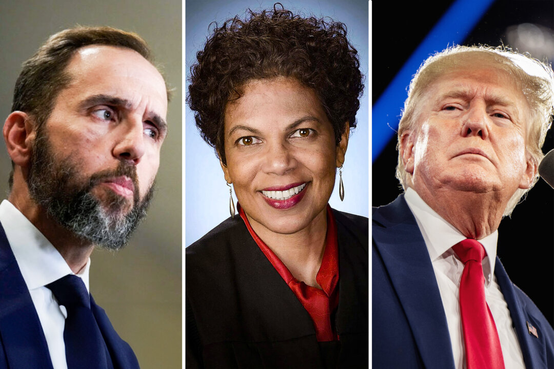 Trump Seeks Extended Trial Timeline in High-Stakes Jan. 6 Case - EVOL - Evol News