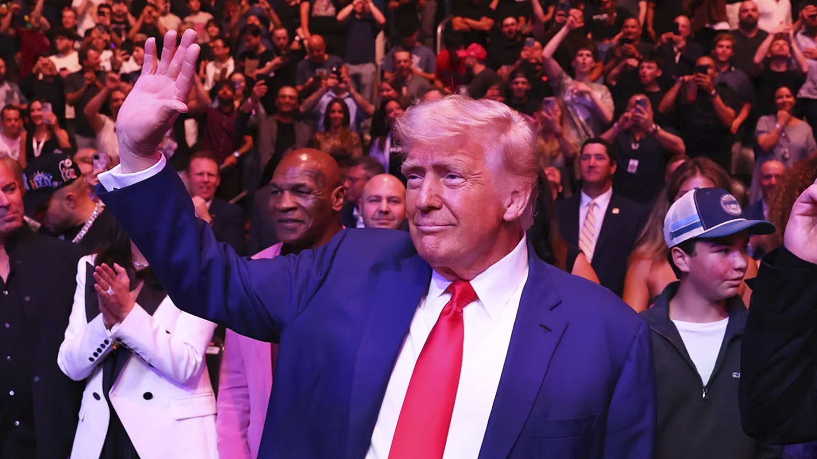 Watch: Crowd Goes Wild as Trump Enters UFC Fight - EVOL - Evol News